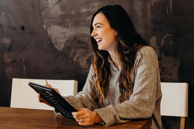 7 Meeting Invitation Email Samples That Drive Responses